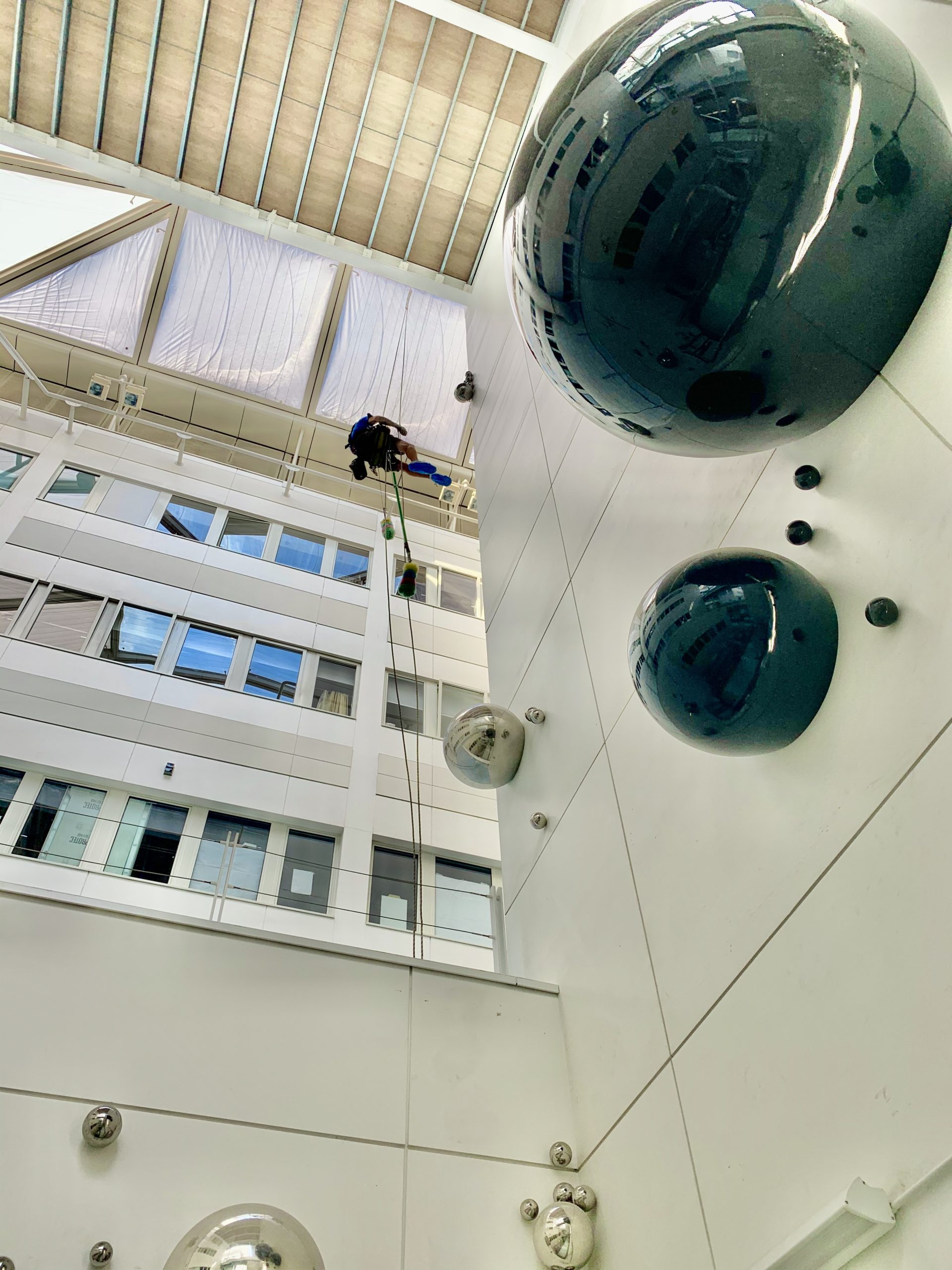MantaRay Abseil Limited – Industrial Abseiling Services